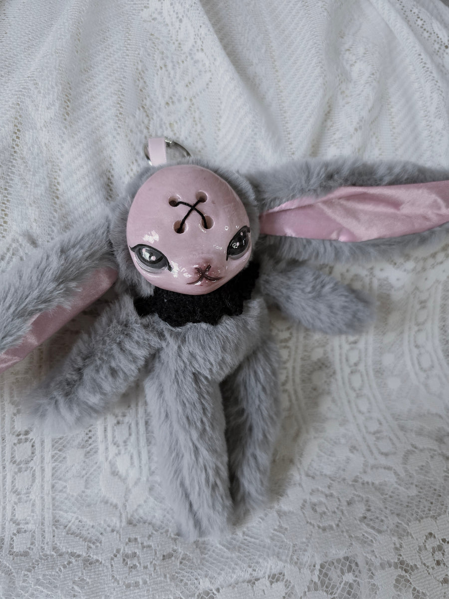 Peach Bun – Little Ghouls